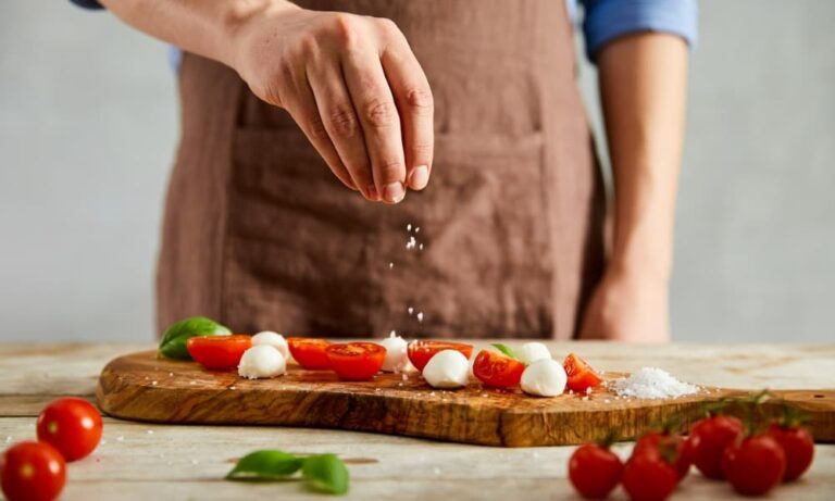 7 Tips from the FDA to Help You Get Salt Smart This Holiday Season ...